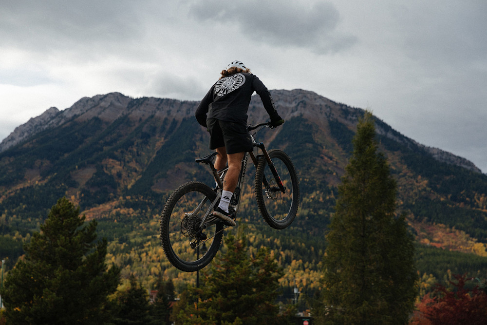 Best Mountain Biking in British Columbia - How to Mountain Bike and E ...