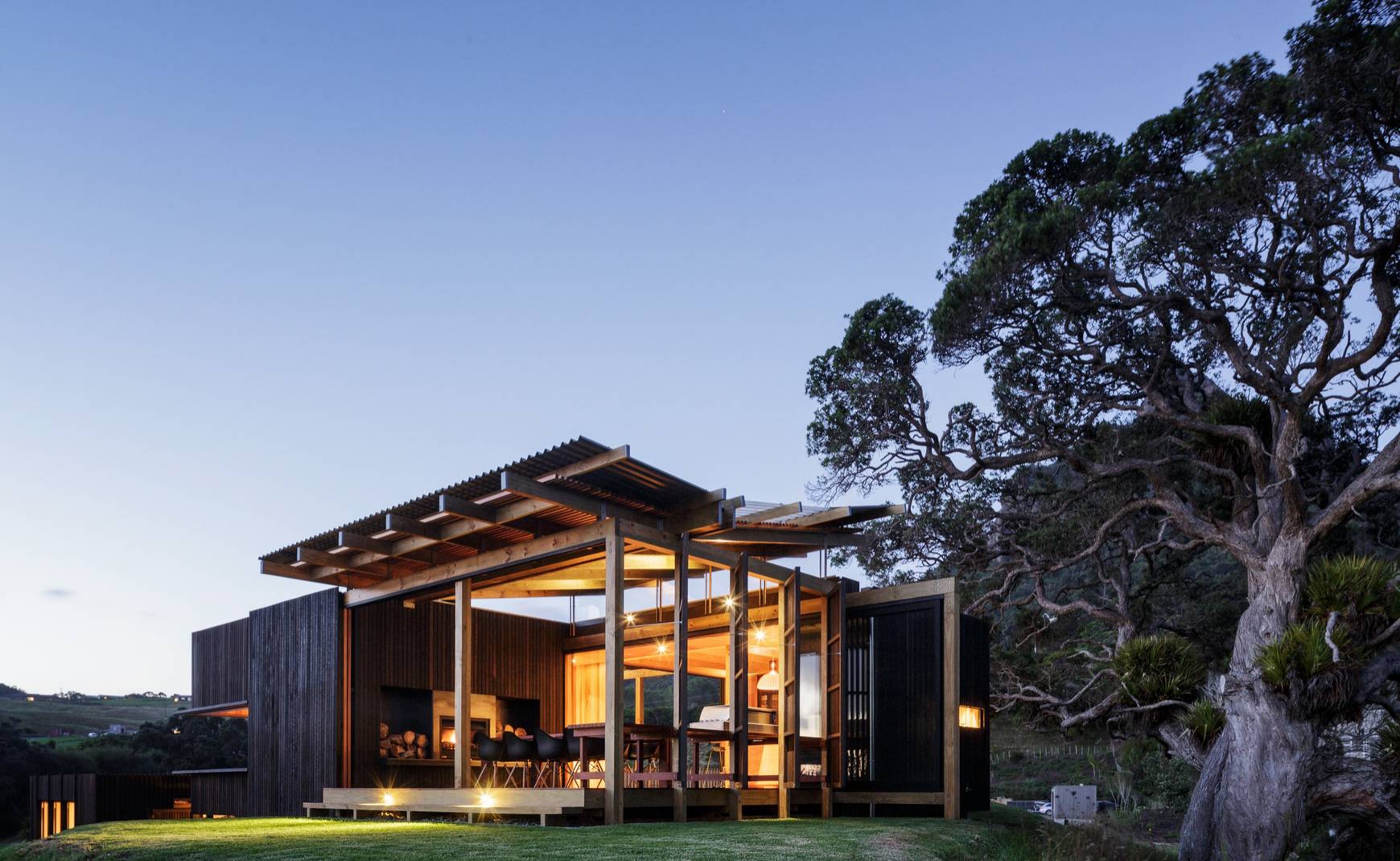 New Zealand's Most Beautiful Bach - The Ultimate Beach House in NZ ...