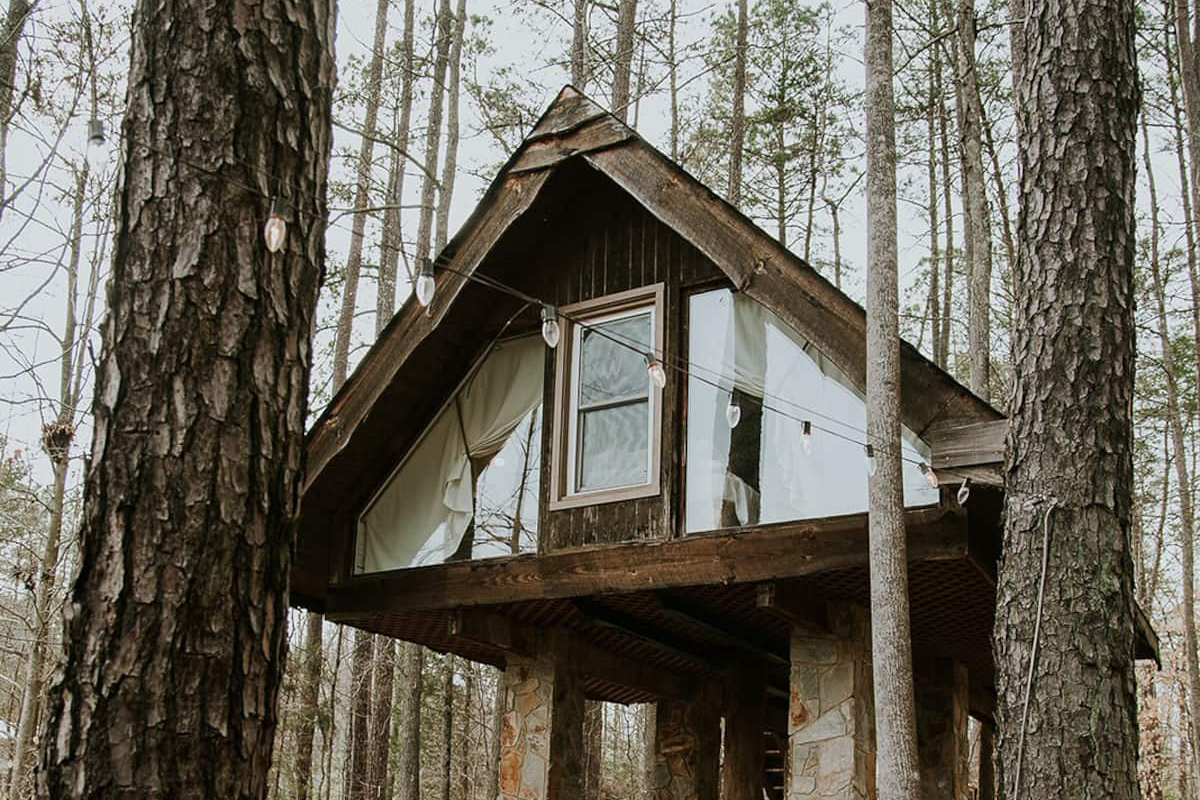 Treehouse Rentals in NC: 8 Ways to Camp in the Canopy | Field Mag