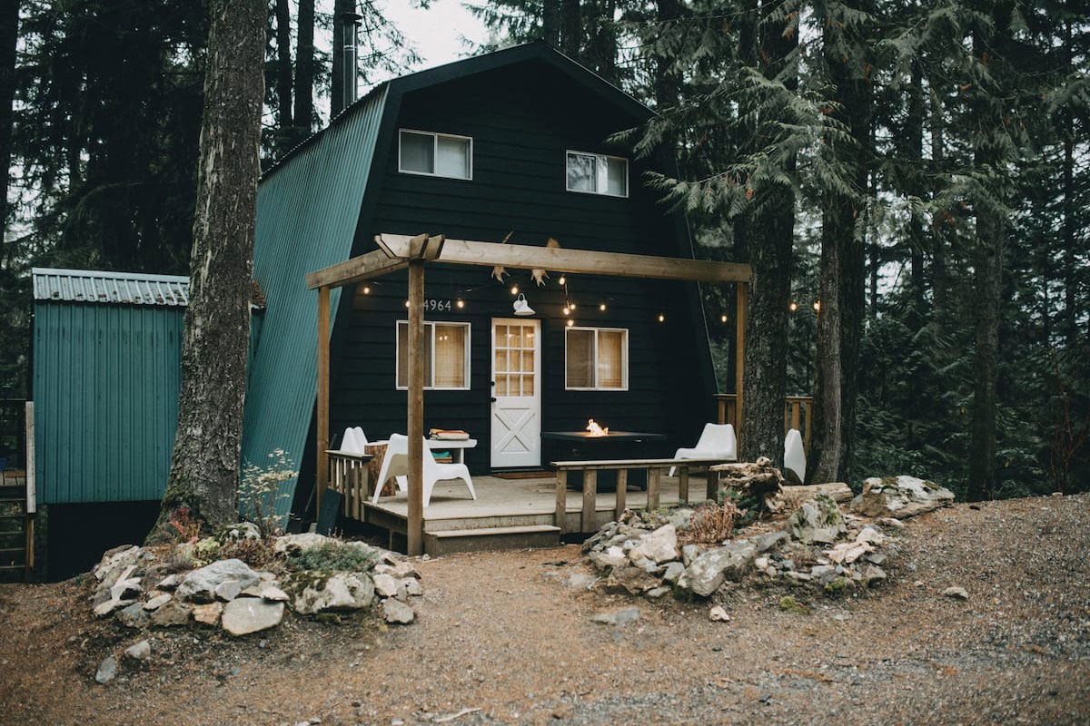 14 Best Cabin Rentals in British Columbia | 2024 | Field Mag