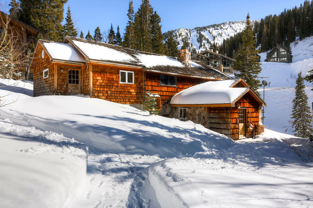 11 Best Cabin Rentals in Utah for Outdoor Lovers | 2024 | Field Mag