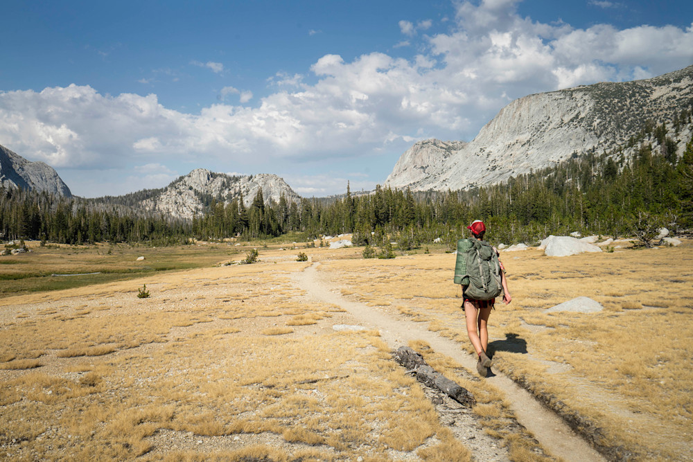 Backcountry Hiking in Yosemite National Park - Beautiful High Sierra ...