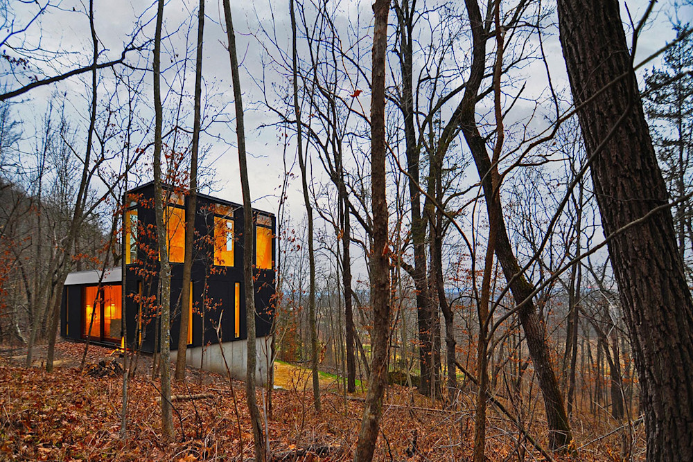 Architectural Inspo: Wisconsin's Hidden Stacked Cabin | Field Mag