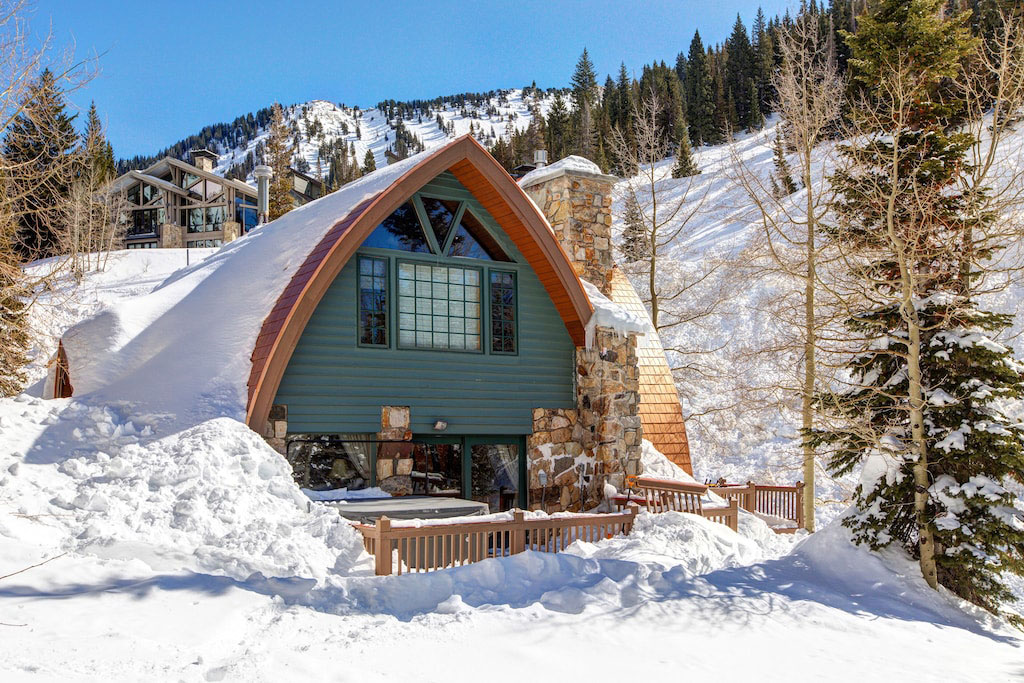 11 Best Cabin Rentals in Utah for Outdoor Lovers | 2024 | Field Mag