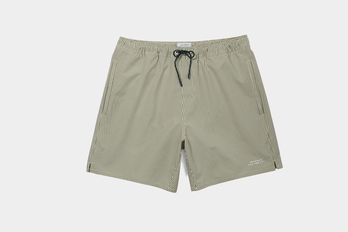 11 Best Men's Board Shorts, According to Surfers | Field Mag