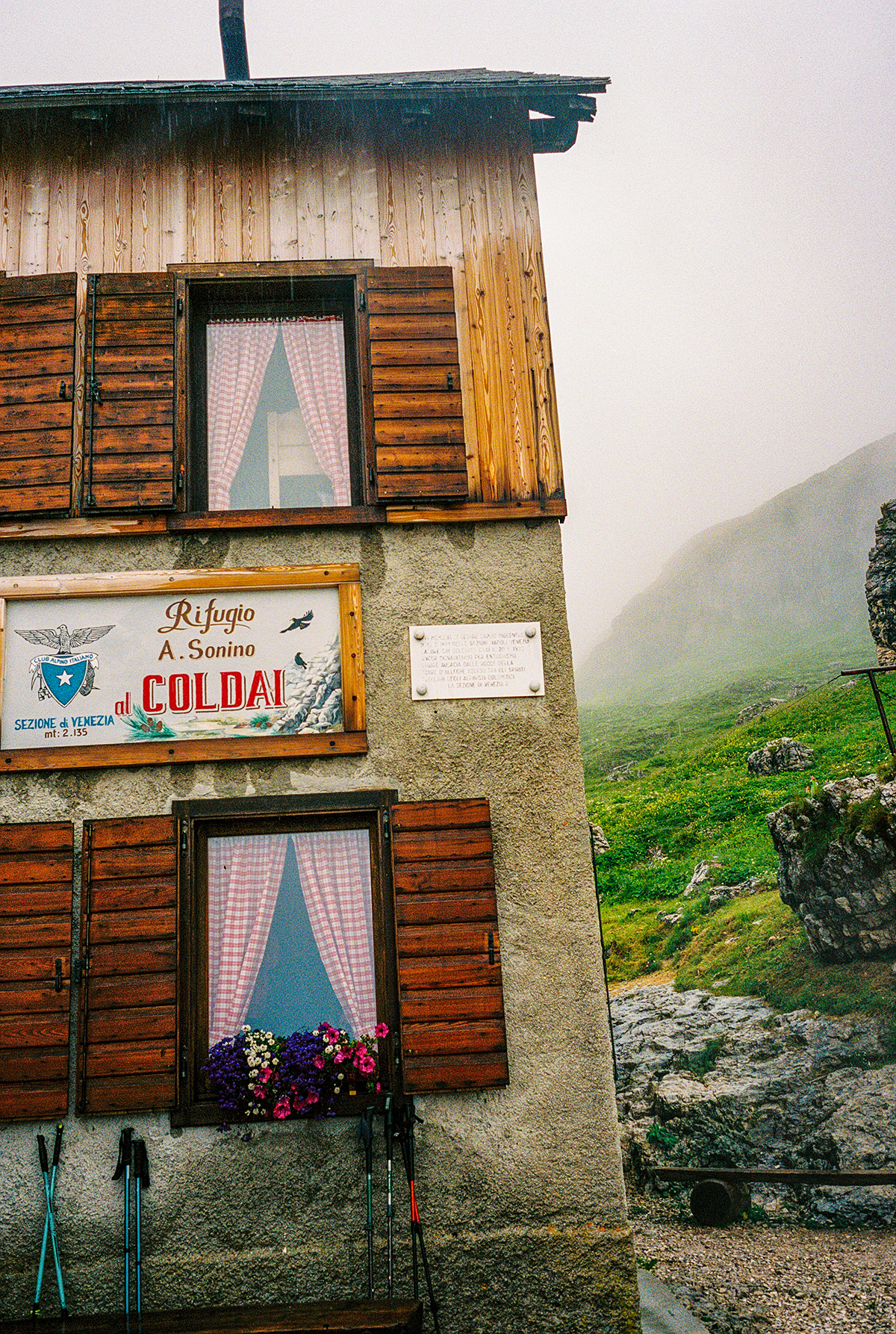 Alta Via 1 Dolomites Hiking Guide: Planning Tips, Packlist & Photos ...