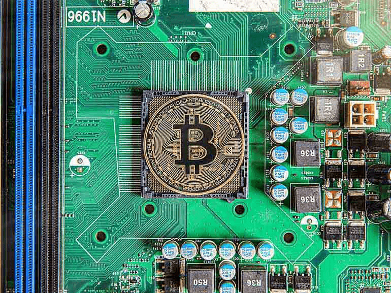 Bitcoin Record; Nvidia Briefly Tops $4 Trillion | Plus500
