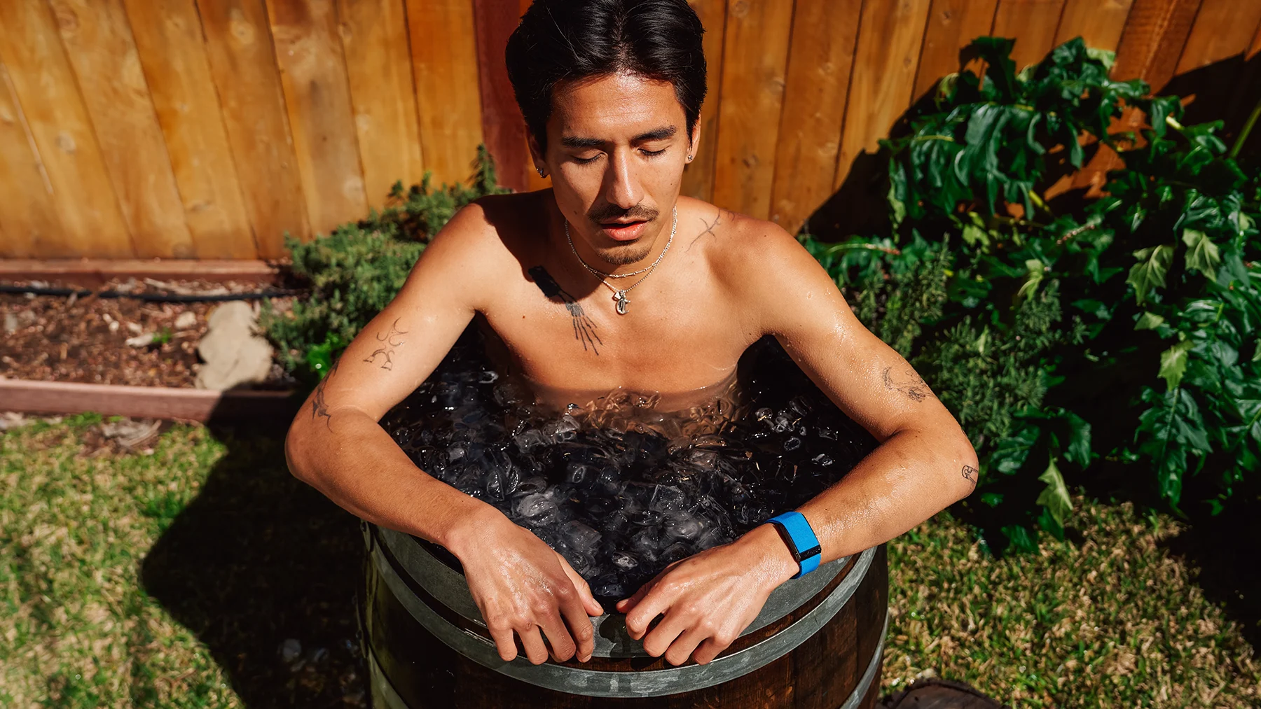 What is Cold Therapy? [+4 Types and Benefits]