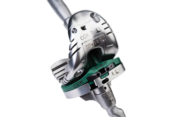 Persona® Revision Knee | Zimmer Biomet | Zimmer Biomet