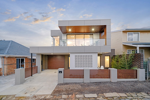 A showcase of inspirational home design exteriors, renovations and ...