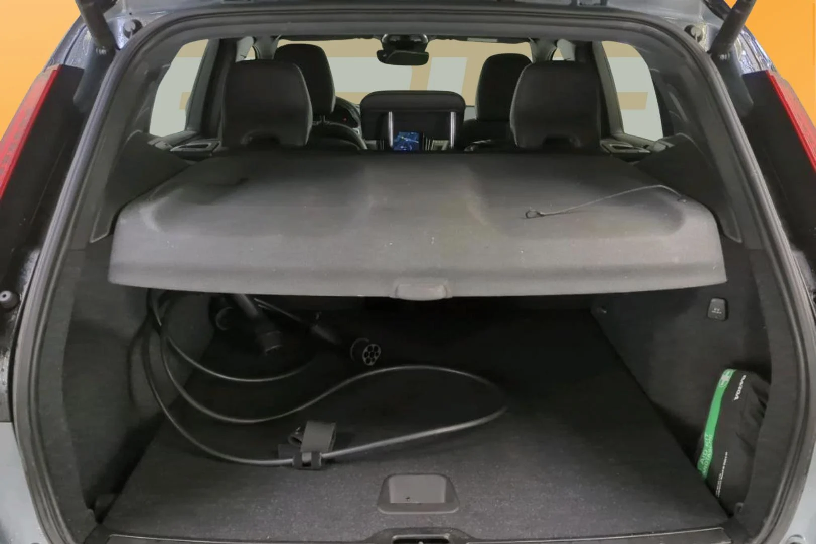 Volvo XC40 , 129 tkm | Saka