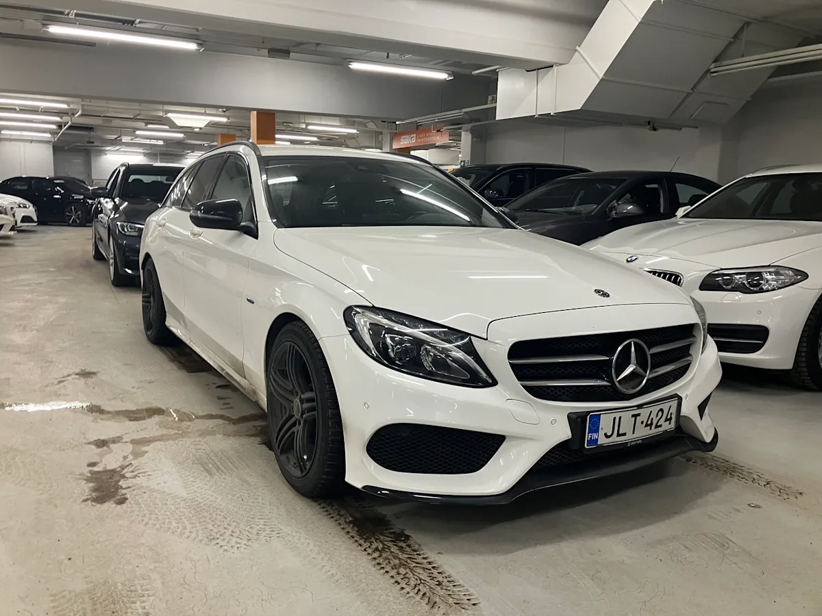 Mercedes-Benz C , 134 tkm | Saka