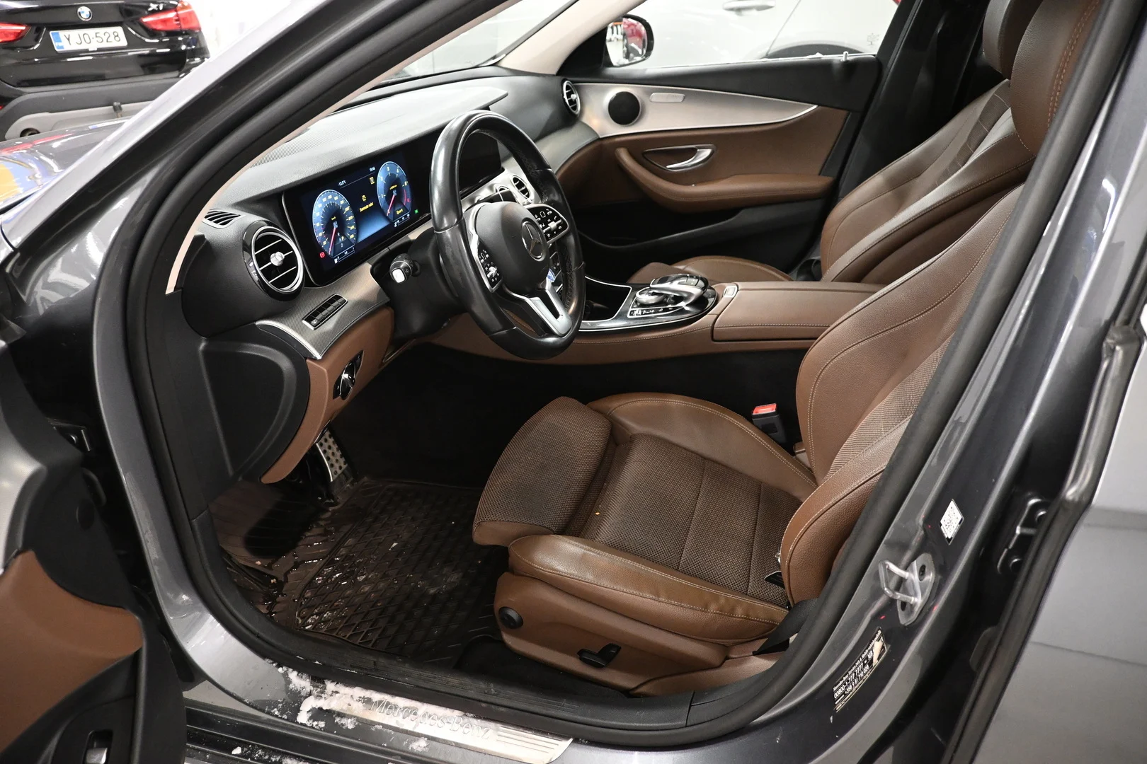 Mercedes-Benz E , 88 tkm | Saka