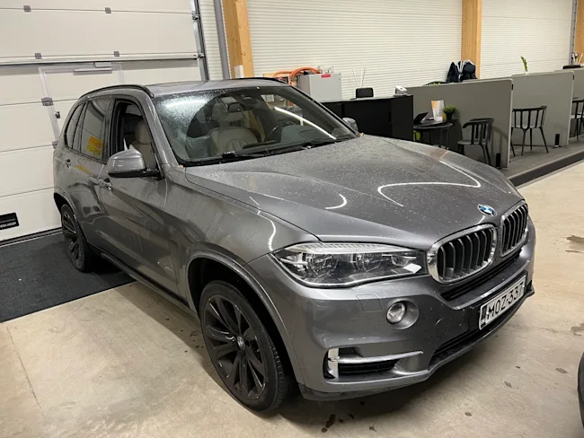 BMW X5 , 142 tkm | Saka