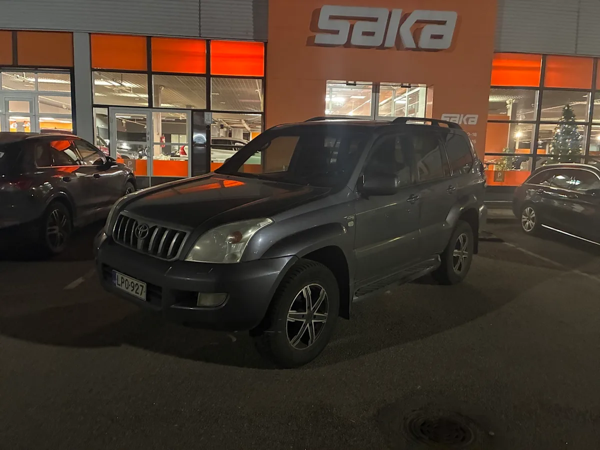 Toyota Land Cruiser , 400 tkm | Saka