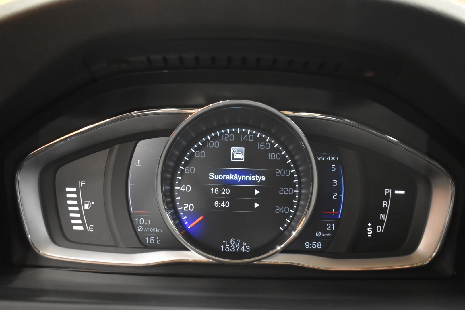 Volvo V60 , 154 tkm | Saka