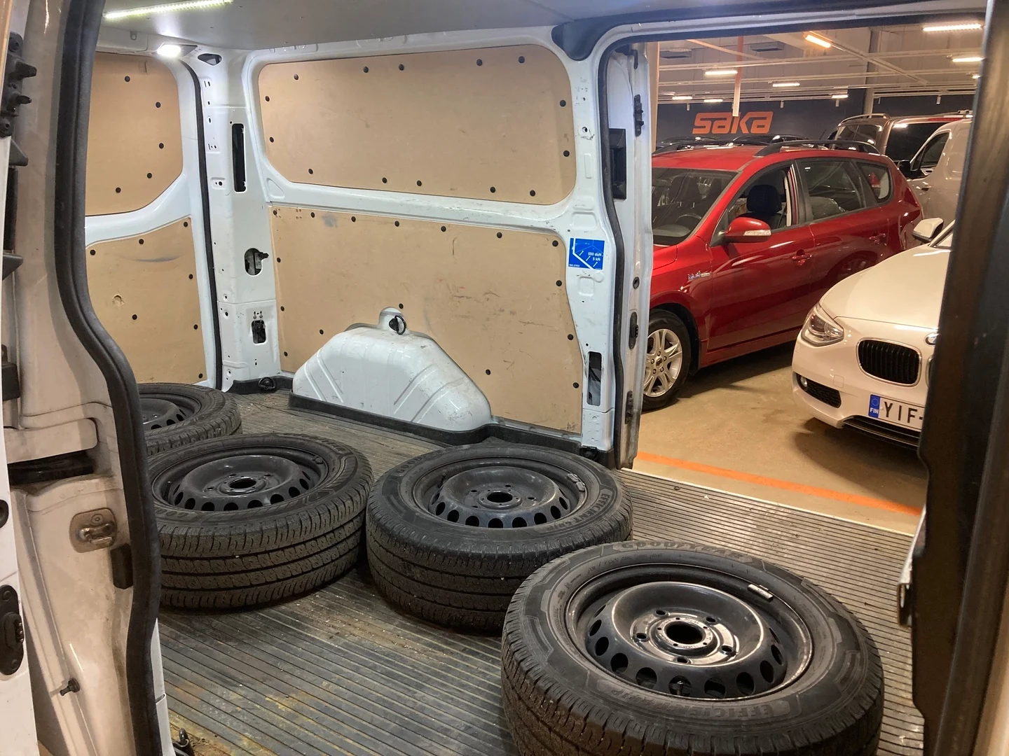 Ford Transit Custom , 138 tkm | Saka