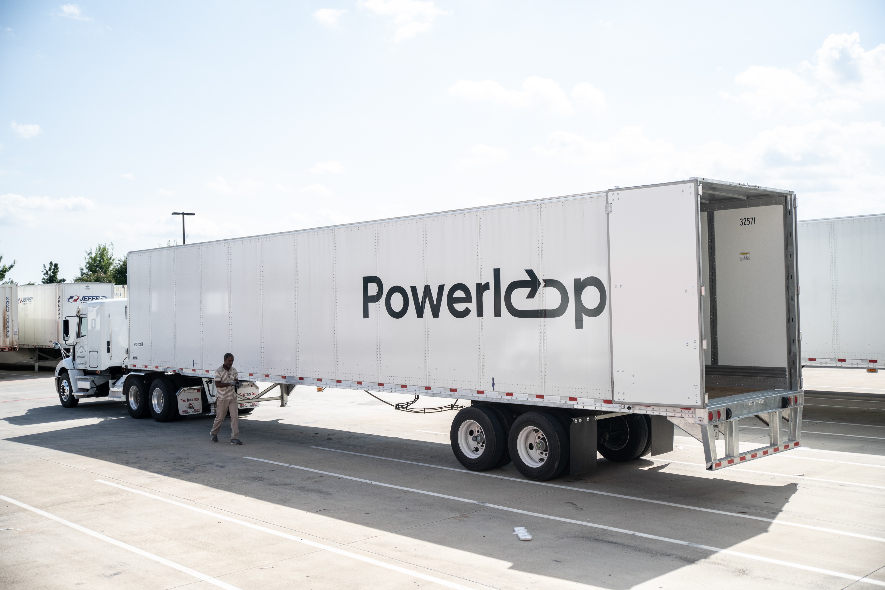 Powerloop expands power-only load service into California | Uber Freight