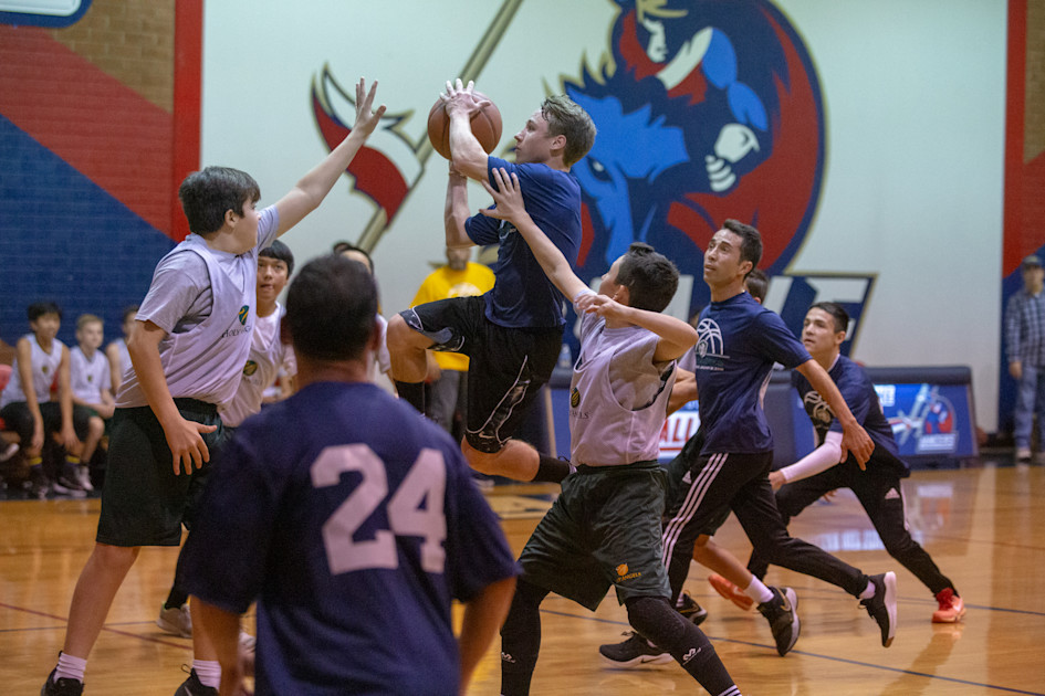 Santa Anita Jockeys To Take On Holy Angels Middle School Cagers In 54th ...