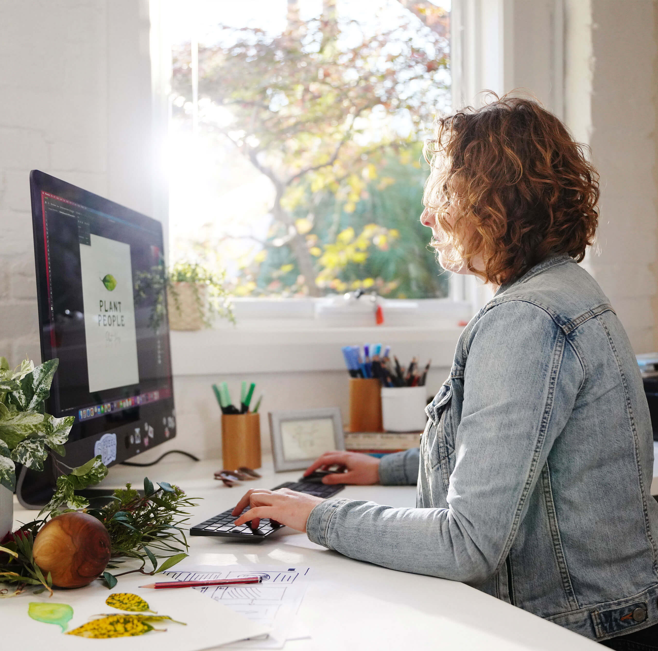 Graphic Design Diploma Online Course | Swinburne Open Education