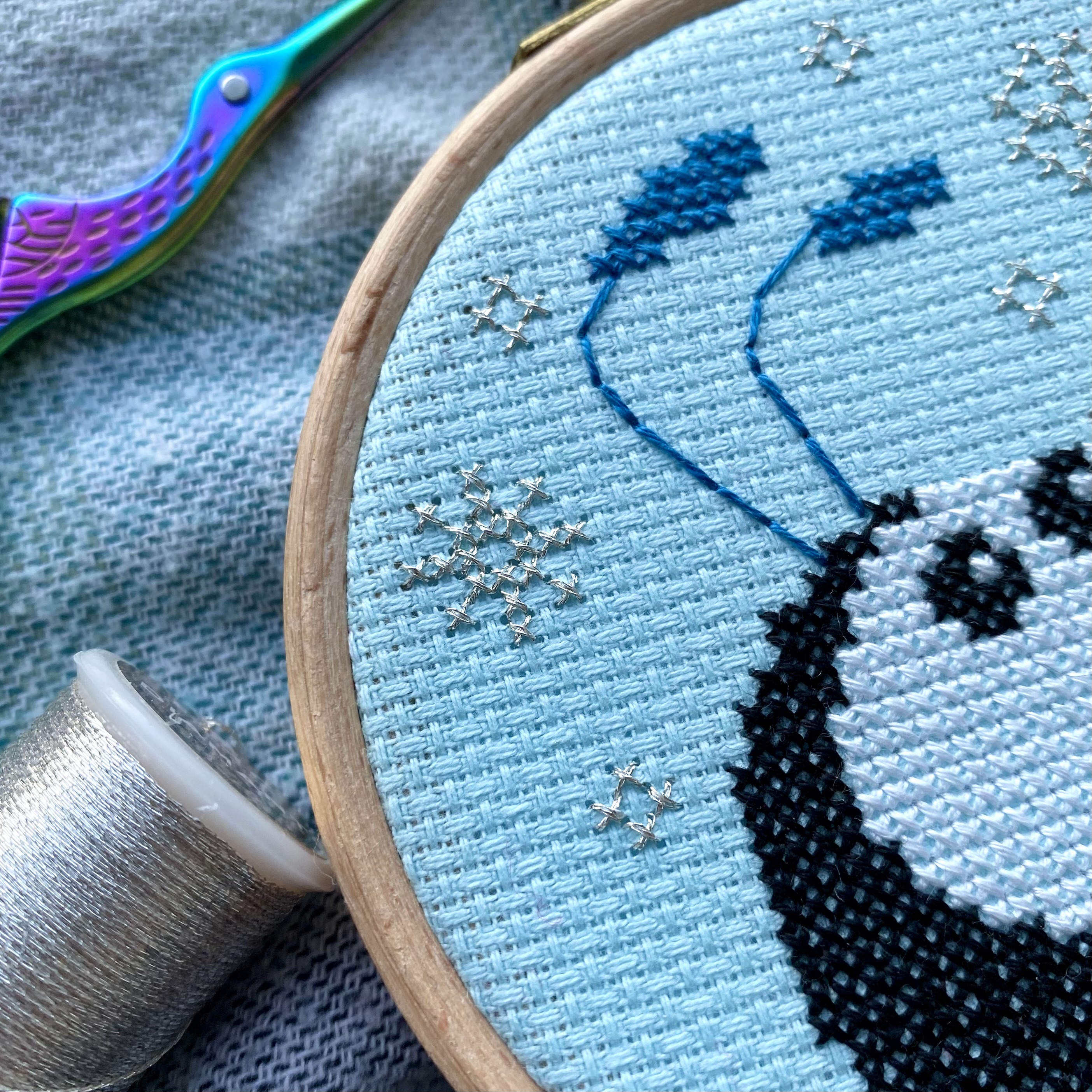 Arctic Puffin - Pattern Only | Hoops and Crosses