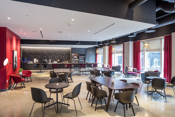 Commerce Square 2001 Market | Versatile Meeting & Event Spaces In ...