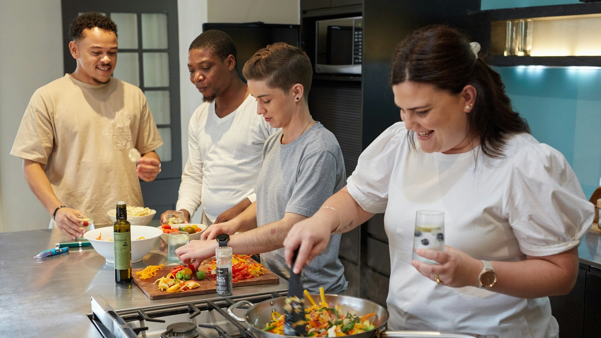 How to Host a Cooking Class: A Complete Guide for Restaurants
