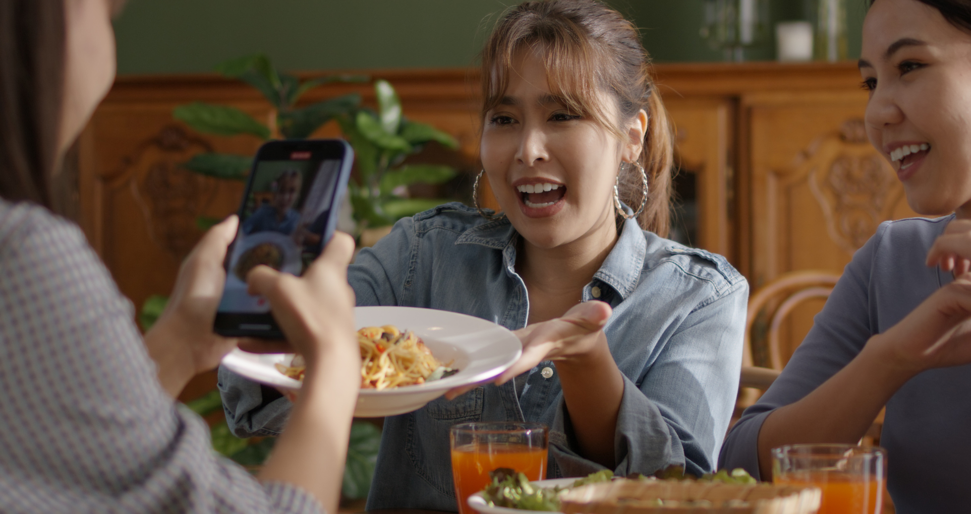 Trending TikTok Food Ideas for Your Restaurant Menu in the UK