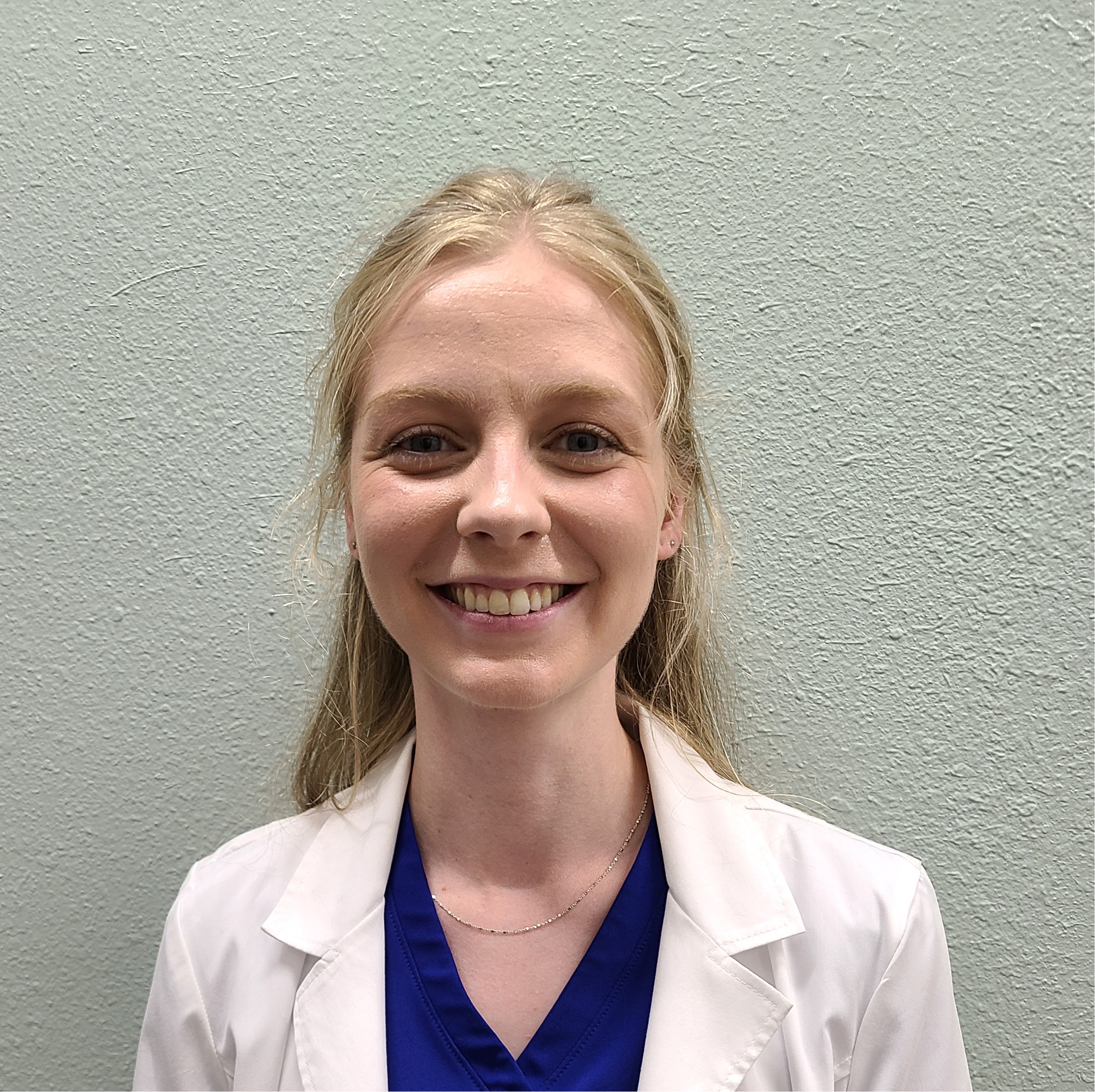 Our Animal Hospital Staff | Las Posas Veterinary Medical Center