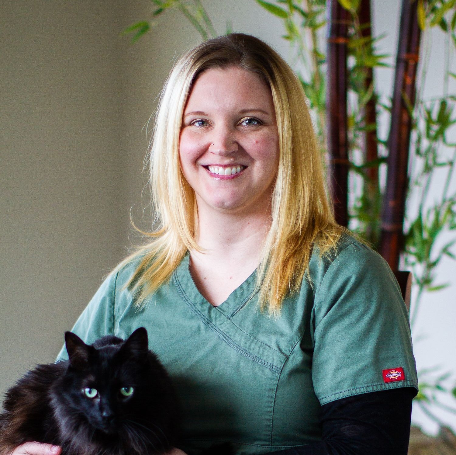 Our Veterinarians in Port Angeles, WA | Angeles Clinic for Animals