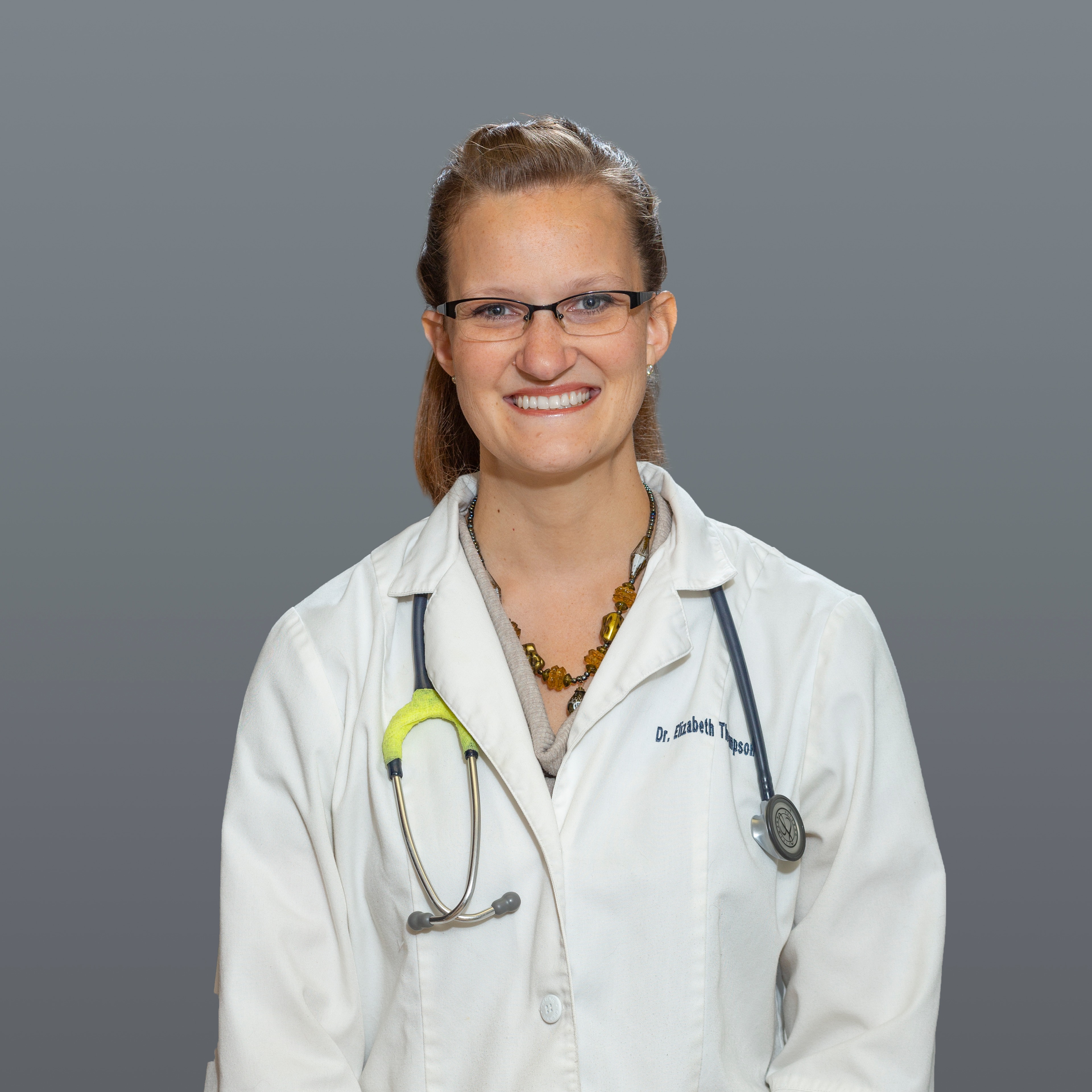 Dr. Elizabeth Thompson | Family Pet Clinic of Grapevine