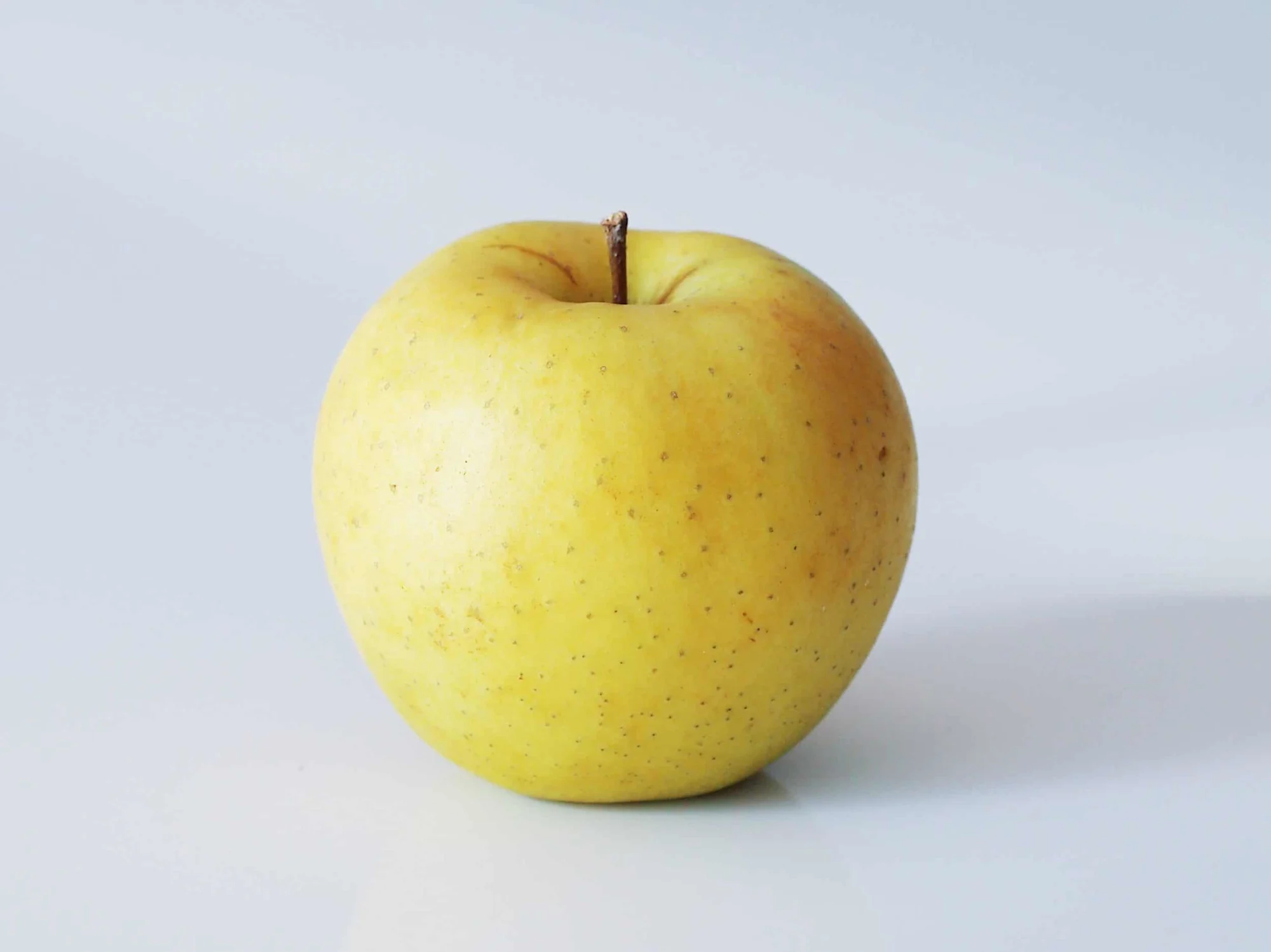 Can Babies Eat Apples - Solid Starts