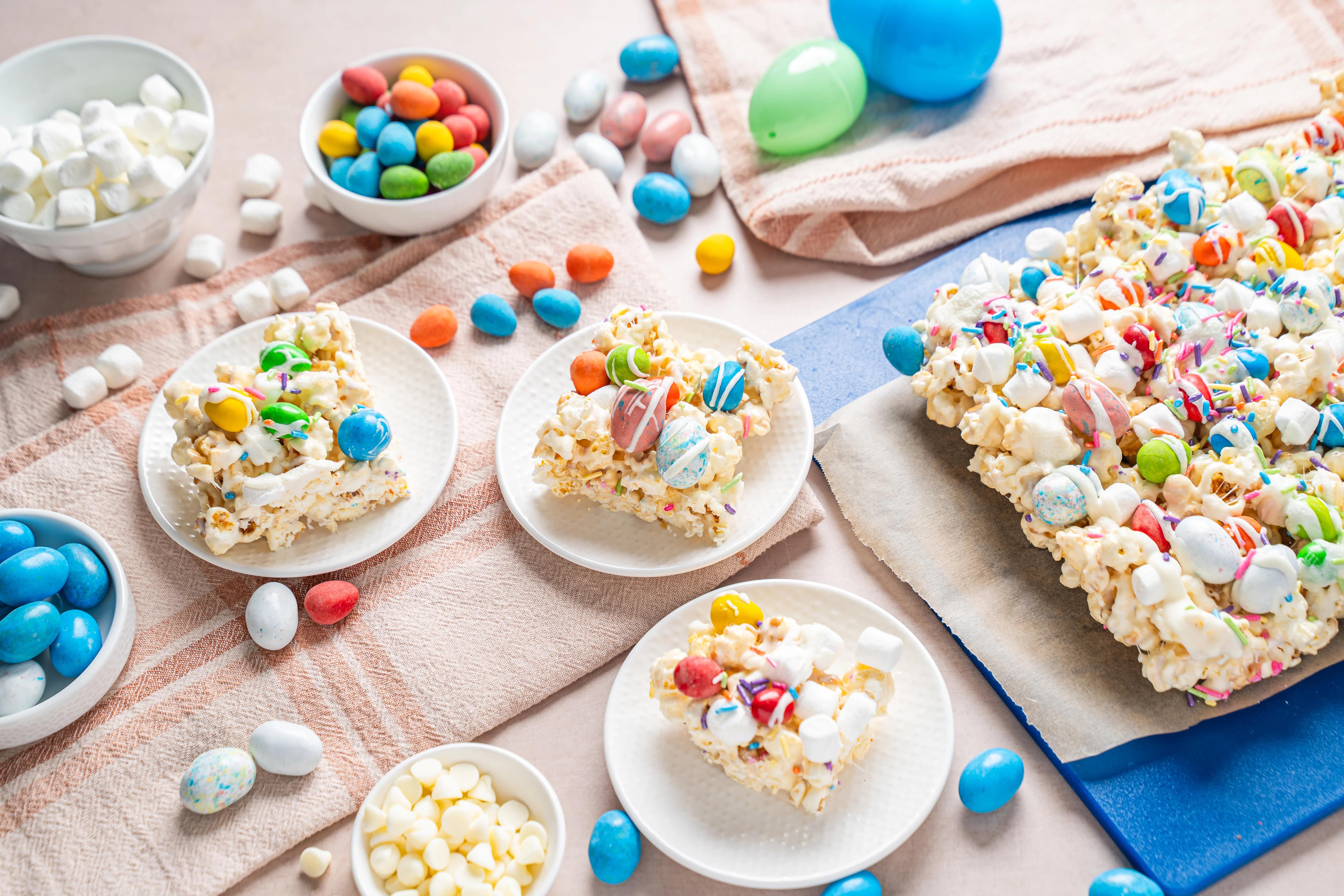 Spring Popcorn Bars | Mama's Cooking