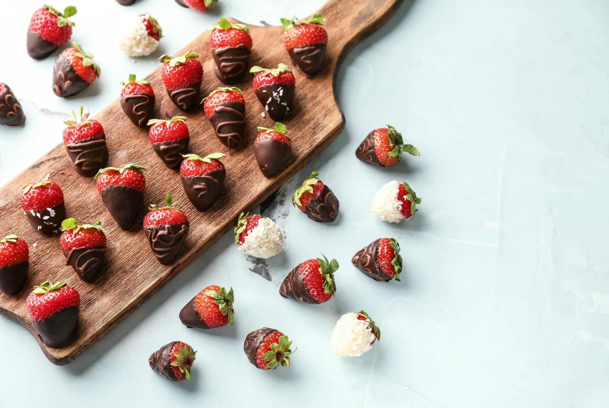 Gourmet Chocolate Covered Strawberries | Holy Recipe