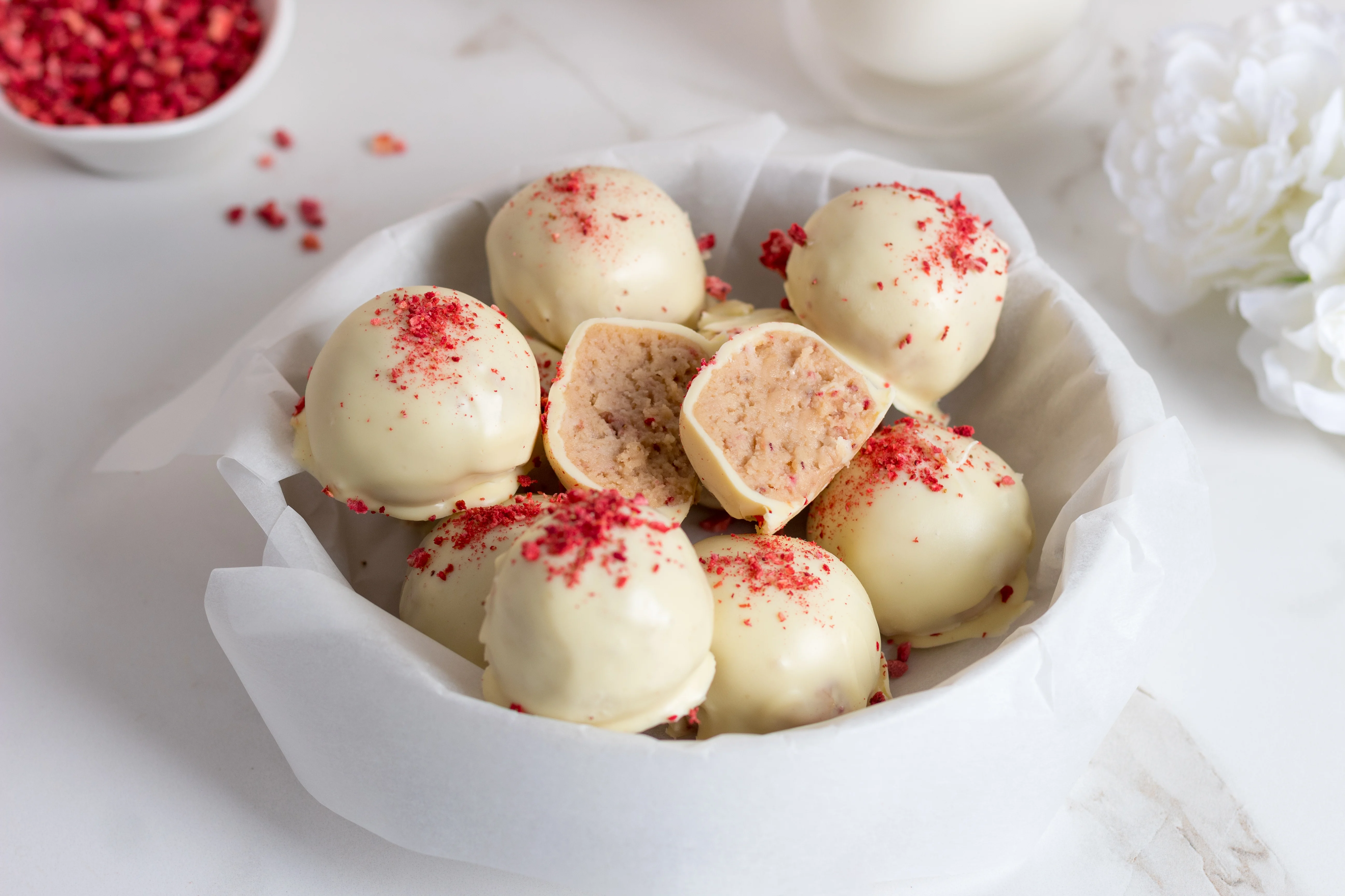 Strawberry Shortcake Truffles | Holy Recipe