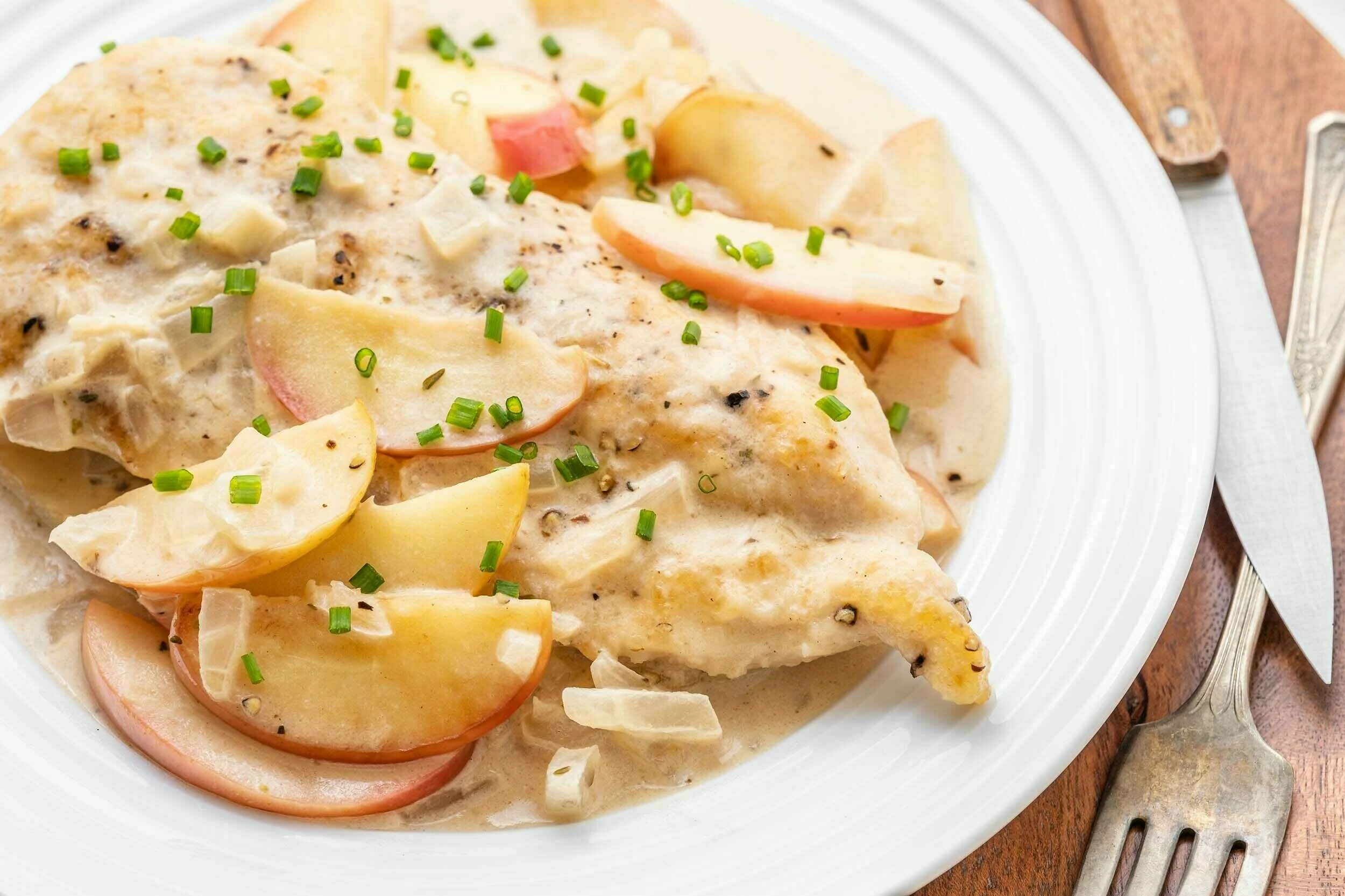 Abe's Chicken Fricassee with Apples | Mama's Cooking