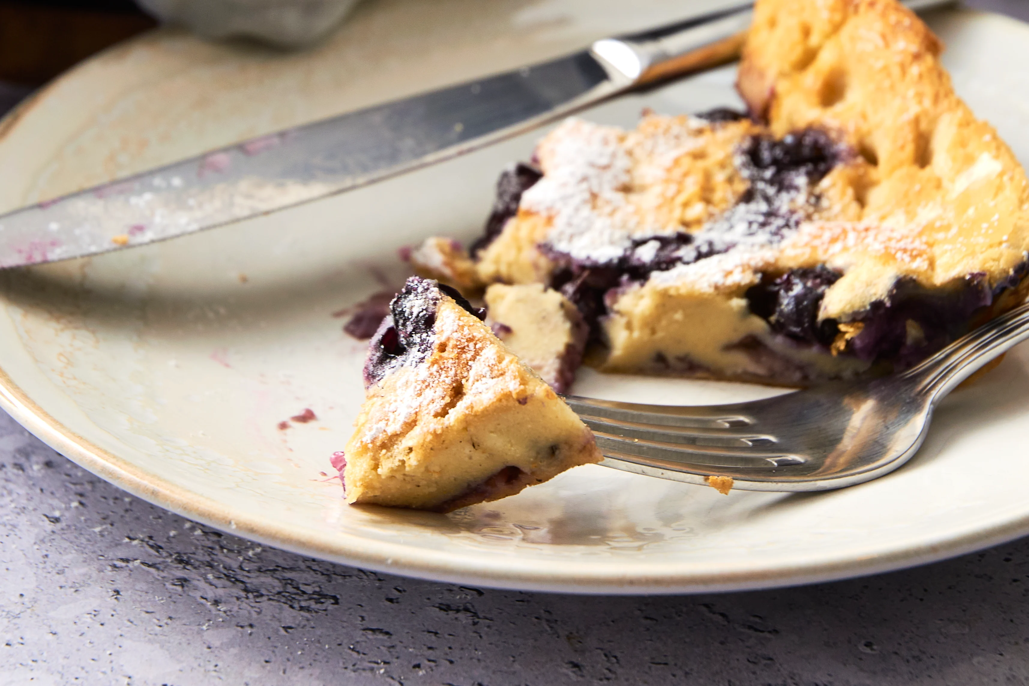 Berry Dutch Baby | Holy Recipe