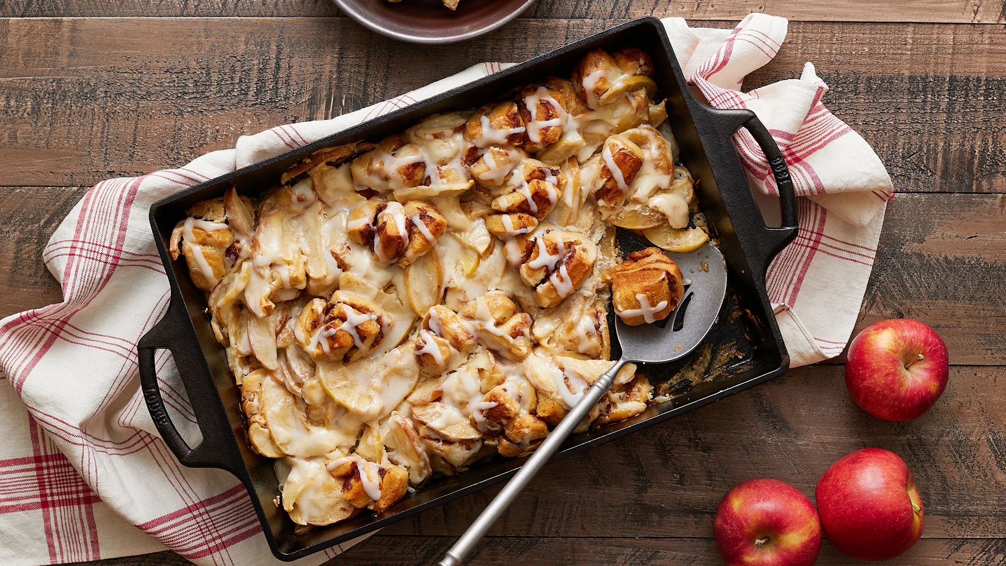 Fall Bubble-Up Bake | Command Cooking