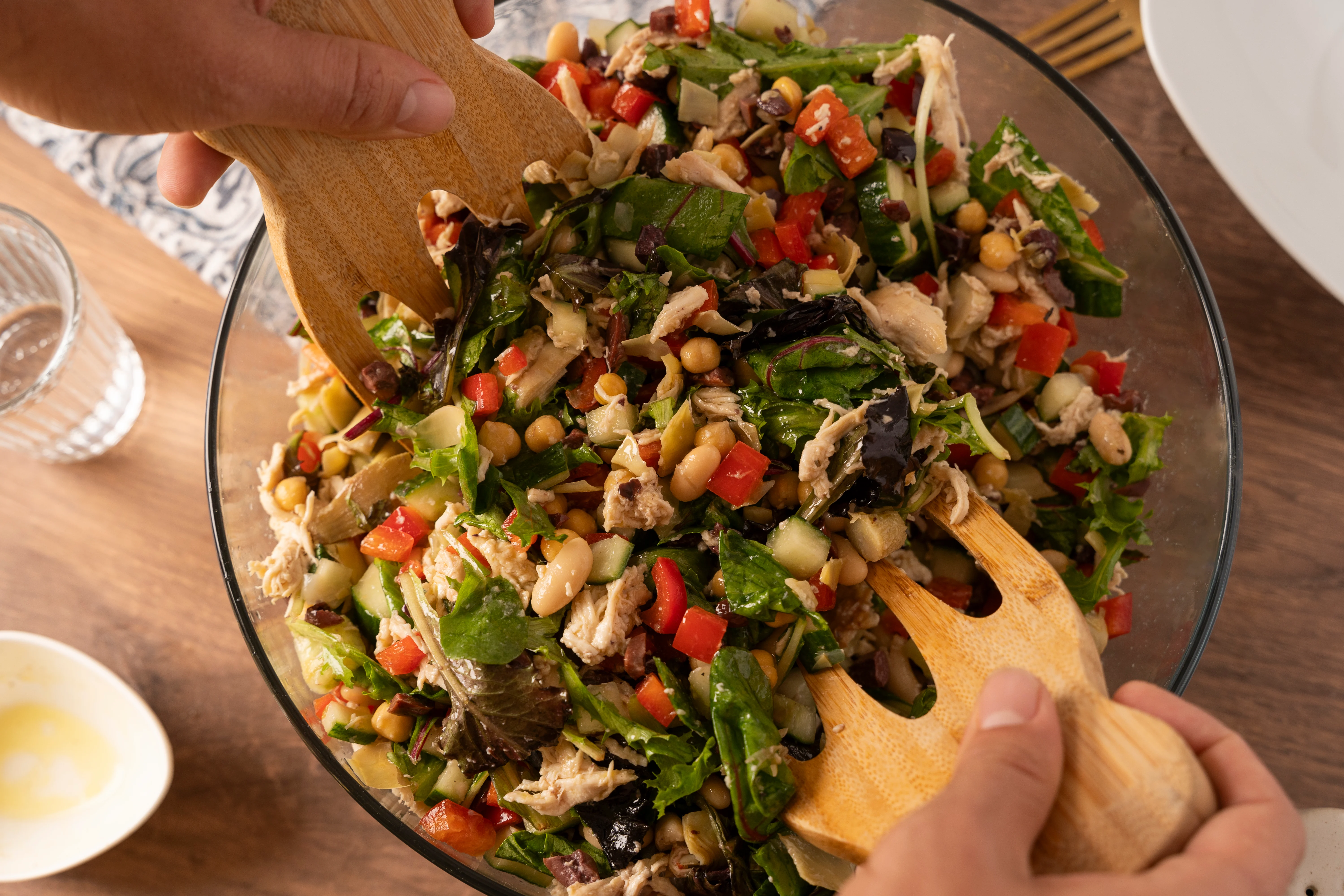 Easy Mediterranean Salad | Command Cooking