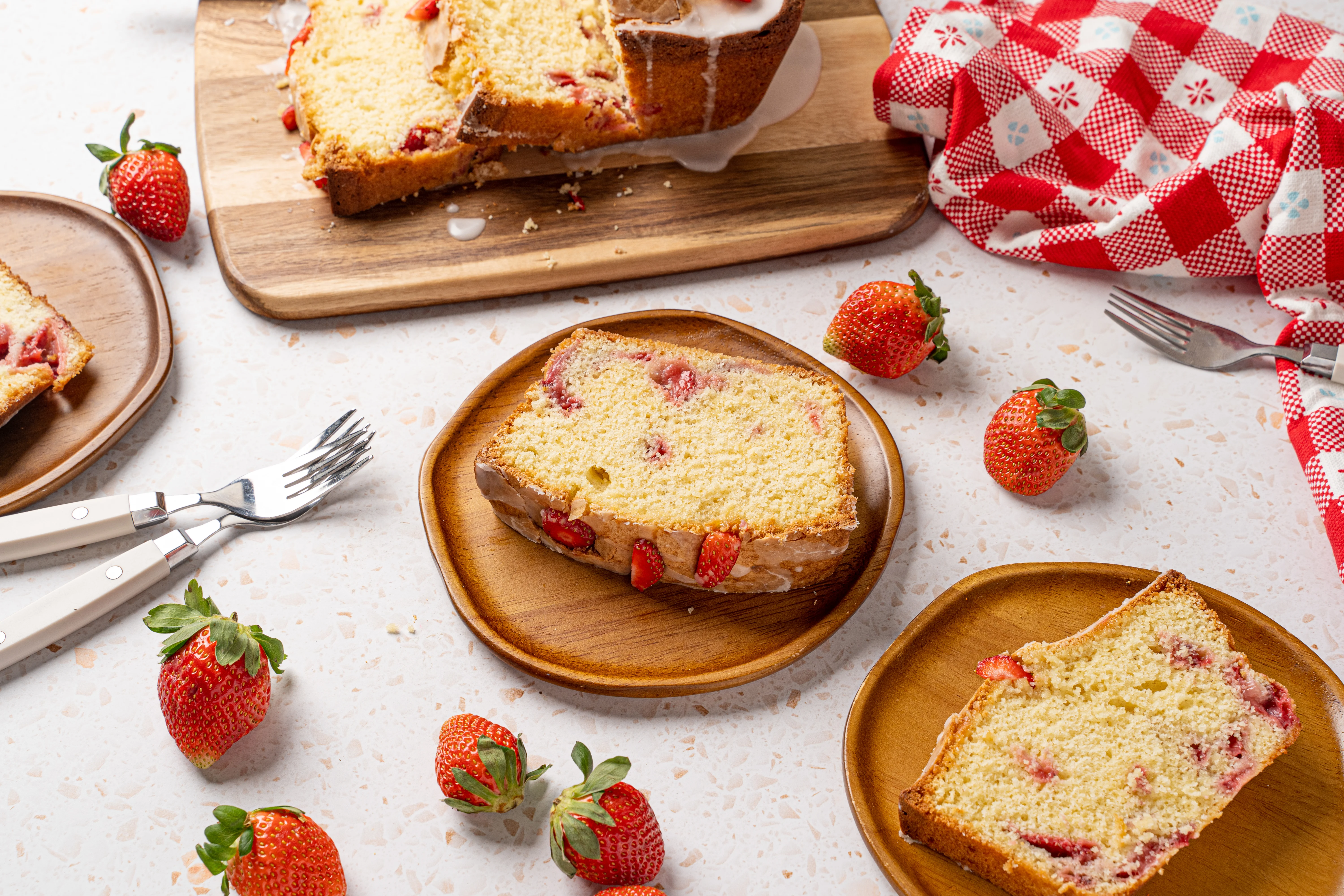 Strawberry Bread | Command Cooking
