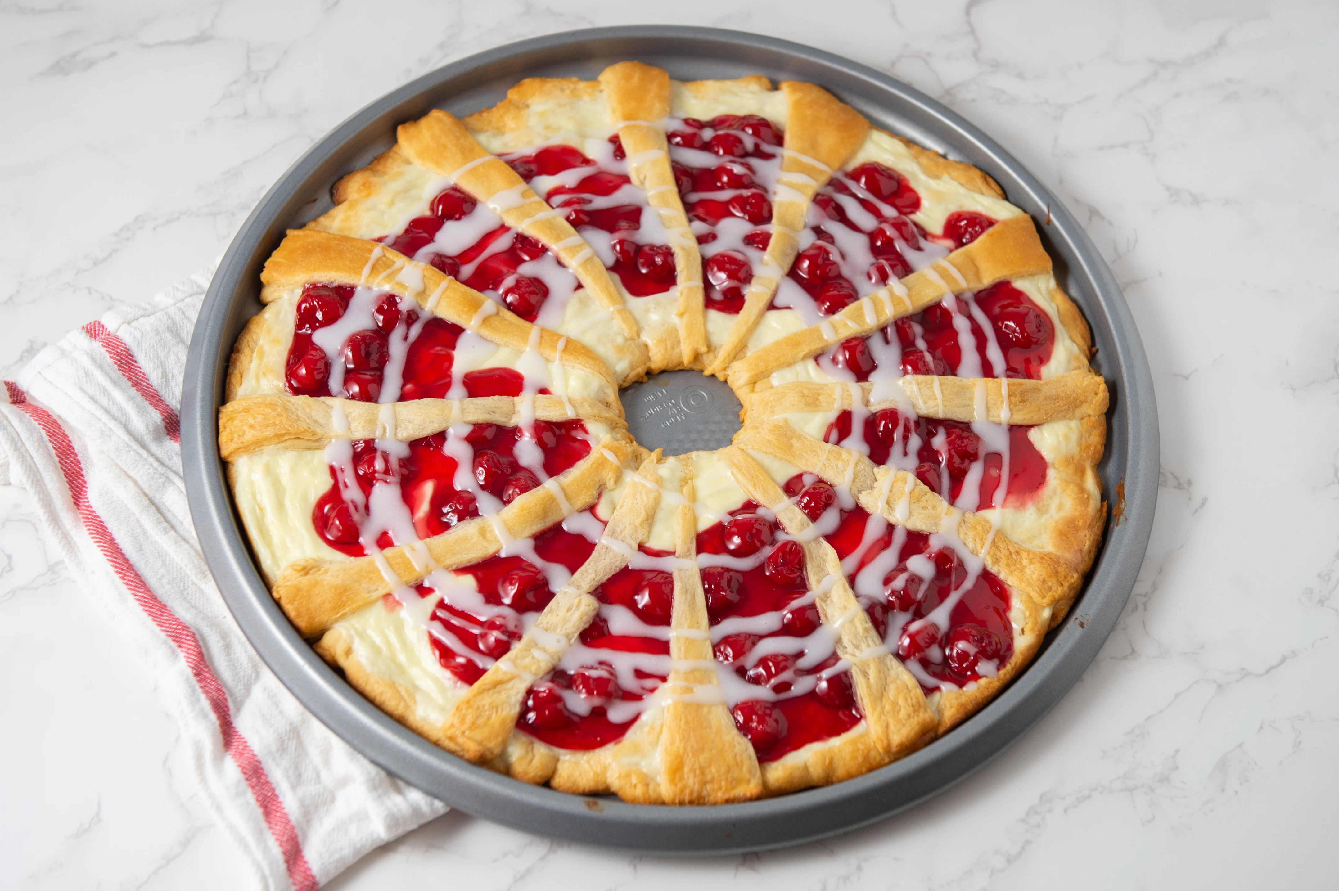 Holly Jolly Crescent Ring | Holy Recipe