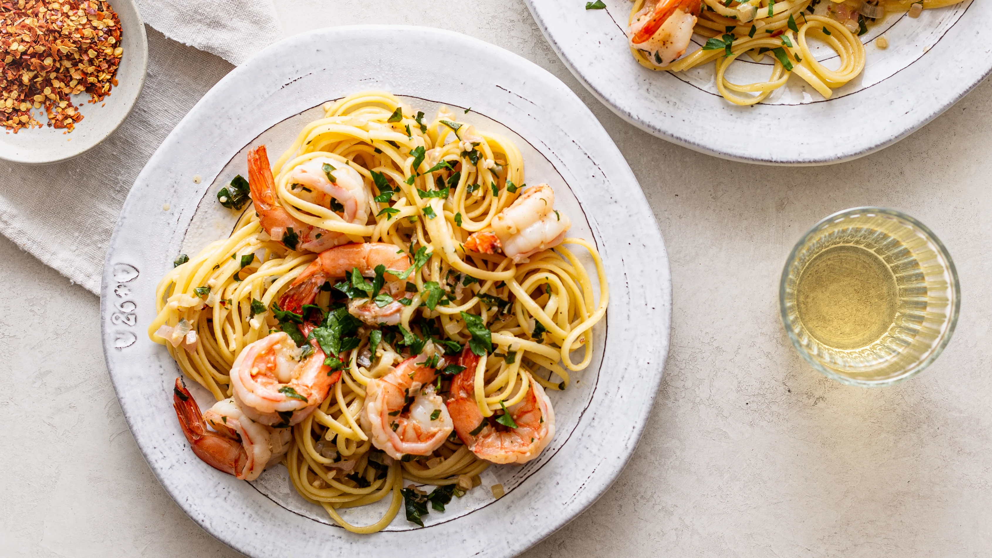 Shrimp Scampi Linguini | Holy Recipe