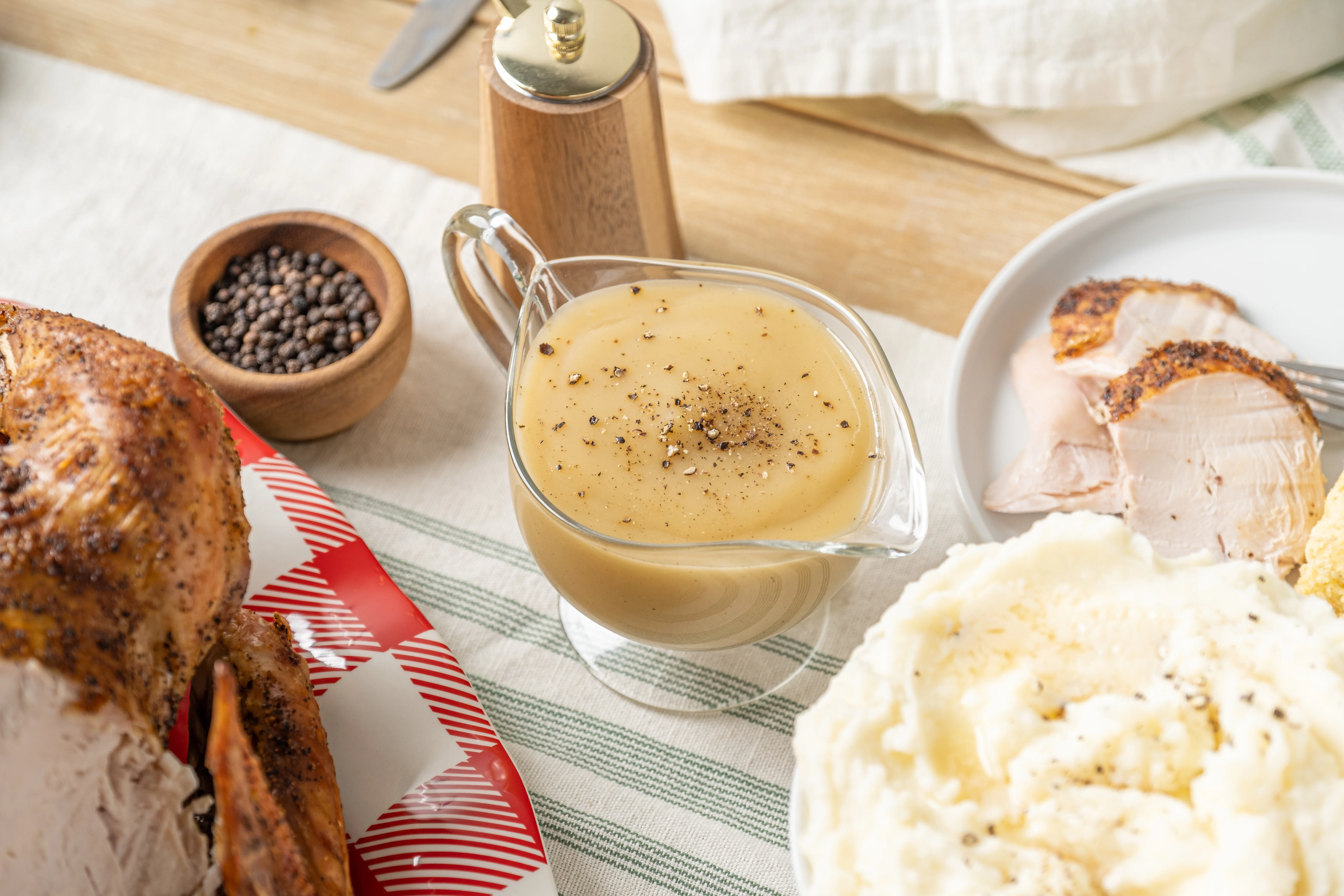 Very Easy Turkey Gravy | Holy Recipe