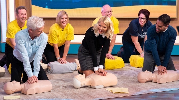 Learn to save lives - do CPR to the Baby Shark song | This Morning