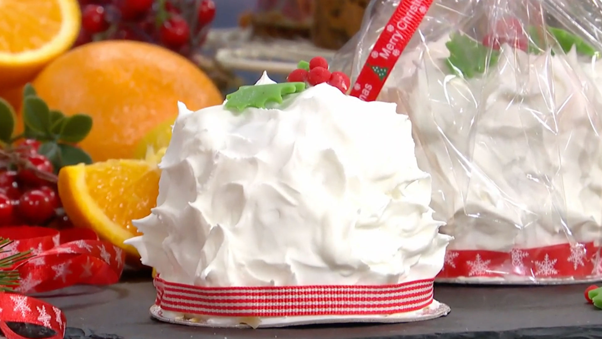 Nancy Birtwhistle's Christmas Cake | This Morning