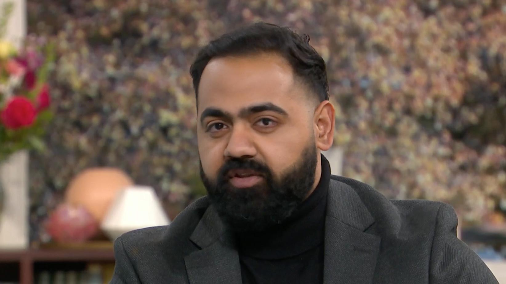 Dr Karan shares his tips on easing pre-surgery anxiety | This Morning