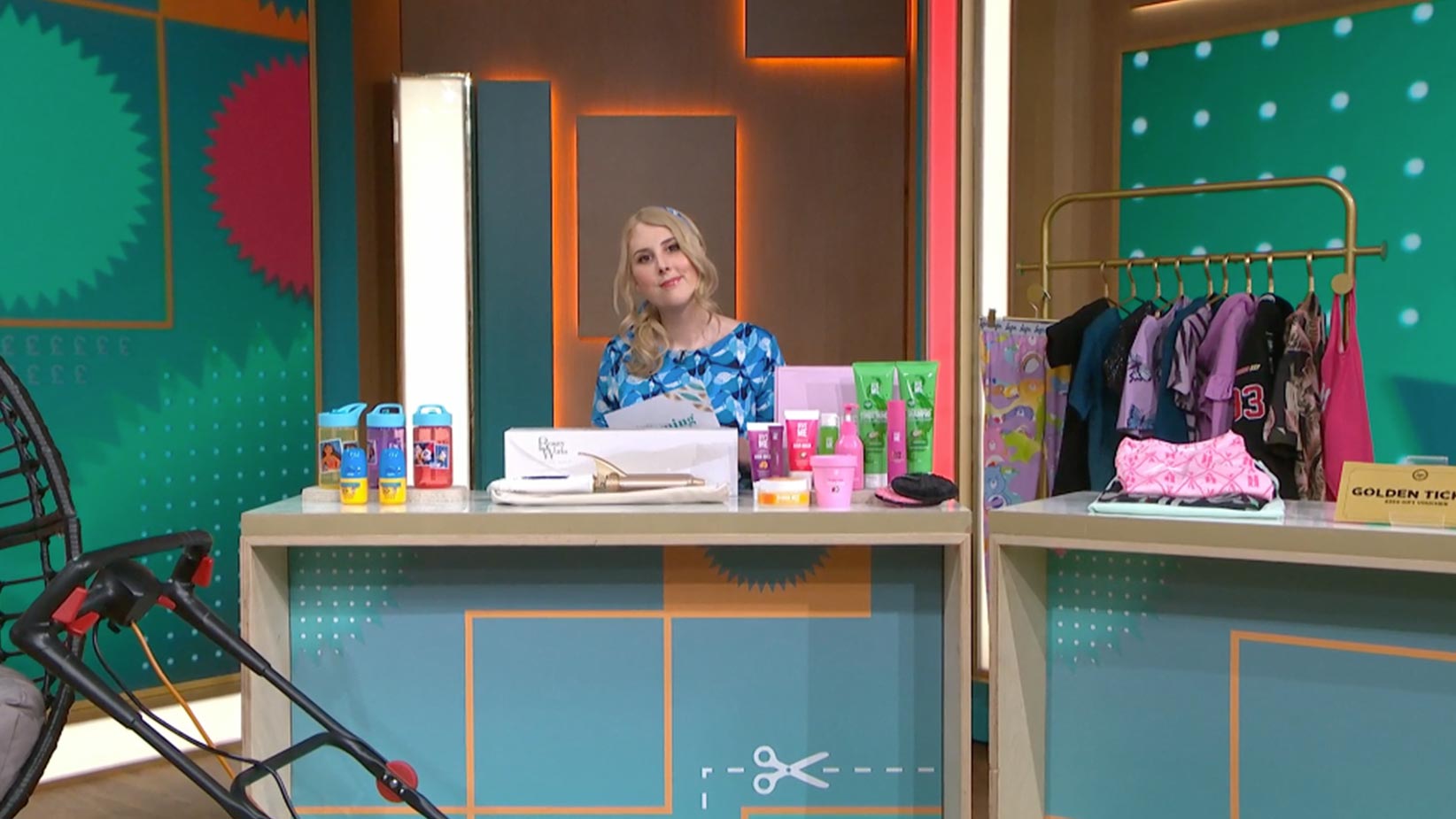 Coupon Queen Holly Jay Smith rounds up her best weekly deals | This Morning
