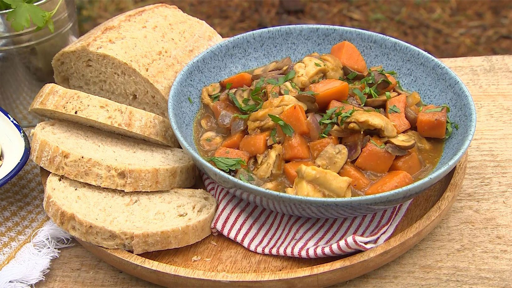 Phil’s chicken and mushroom casserole… from the forest! | This Morning