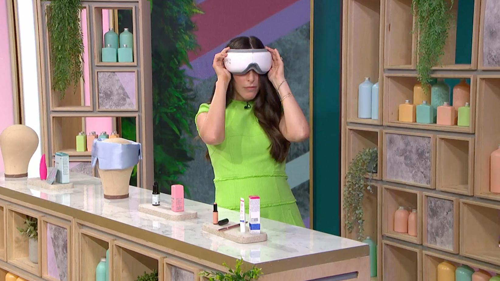 Sarah Jossel’s eye beauty masterclass | This Morning