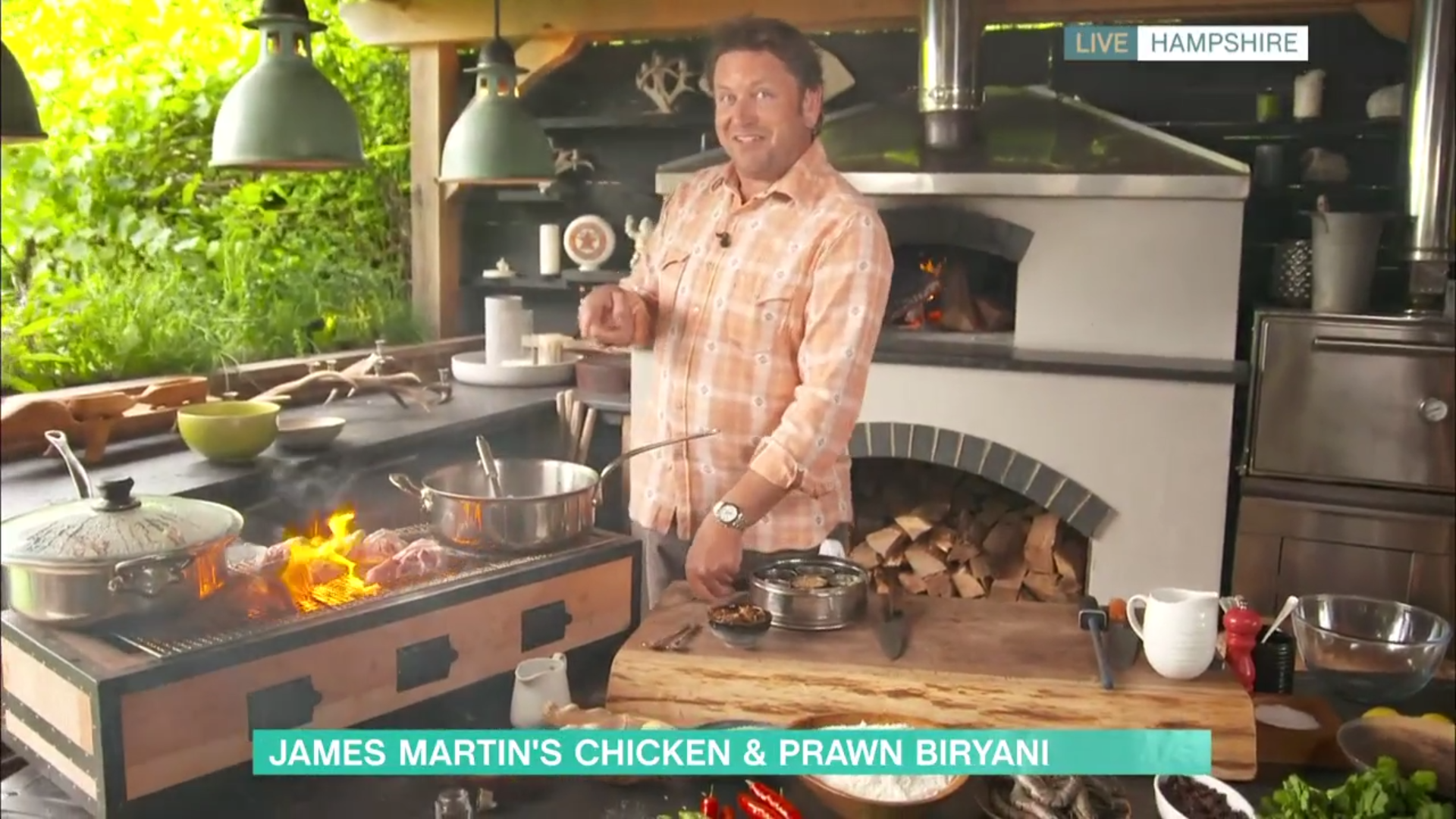 James Martin's chicken and prawn biriyani | This Morning